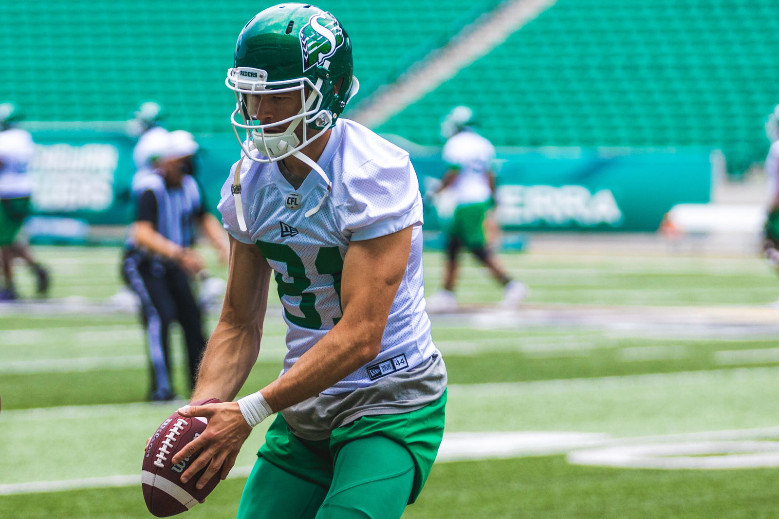 Mitch Picton, Brayden Lenius stand out for Riders in Green and White ...