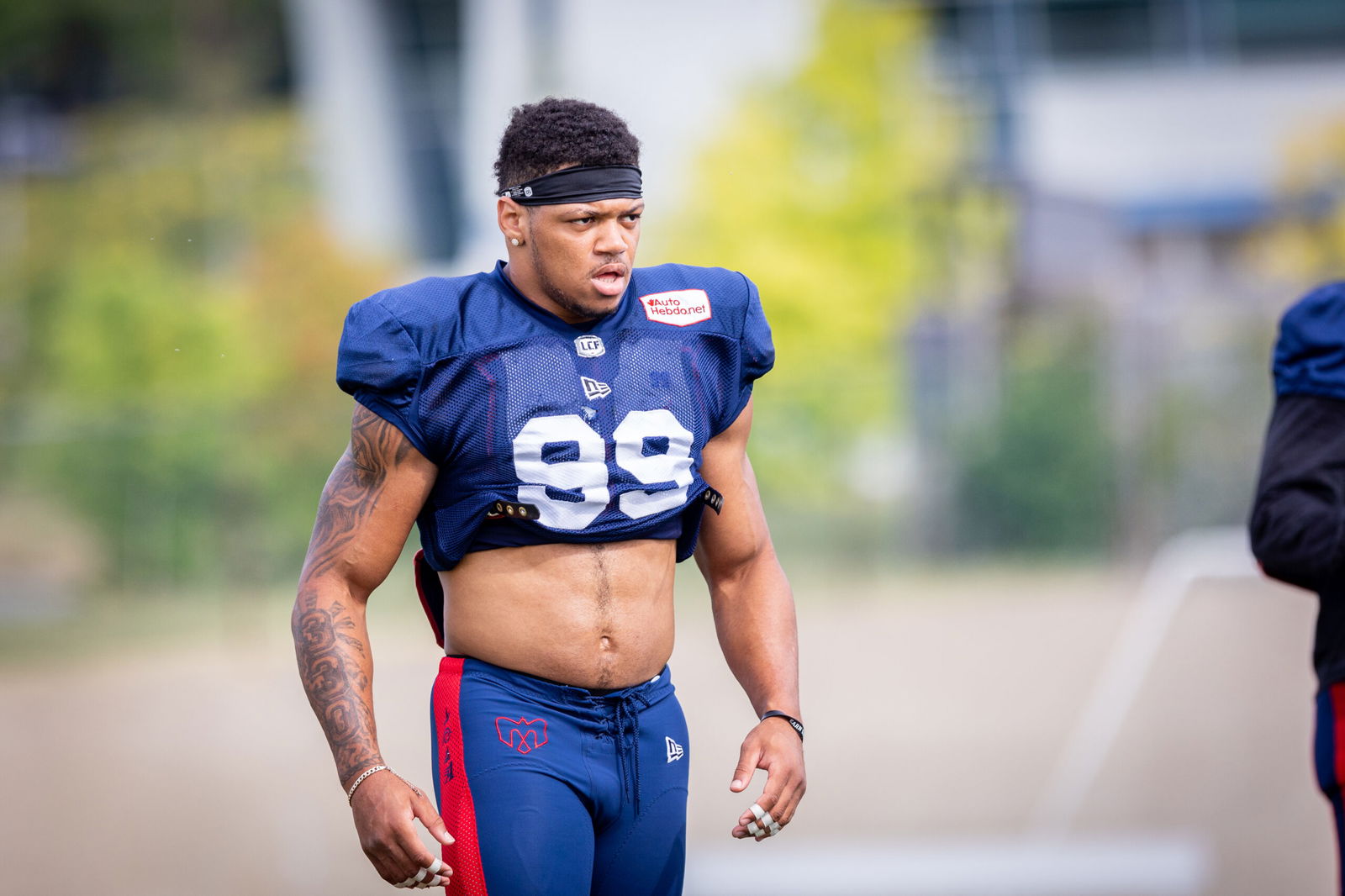 Alouettes release DL Jamal Davis II to sign with Los Angeles Chargers ...