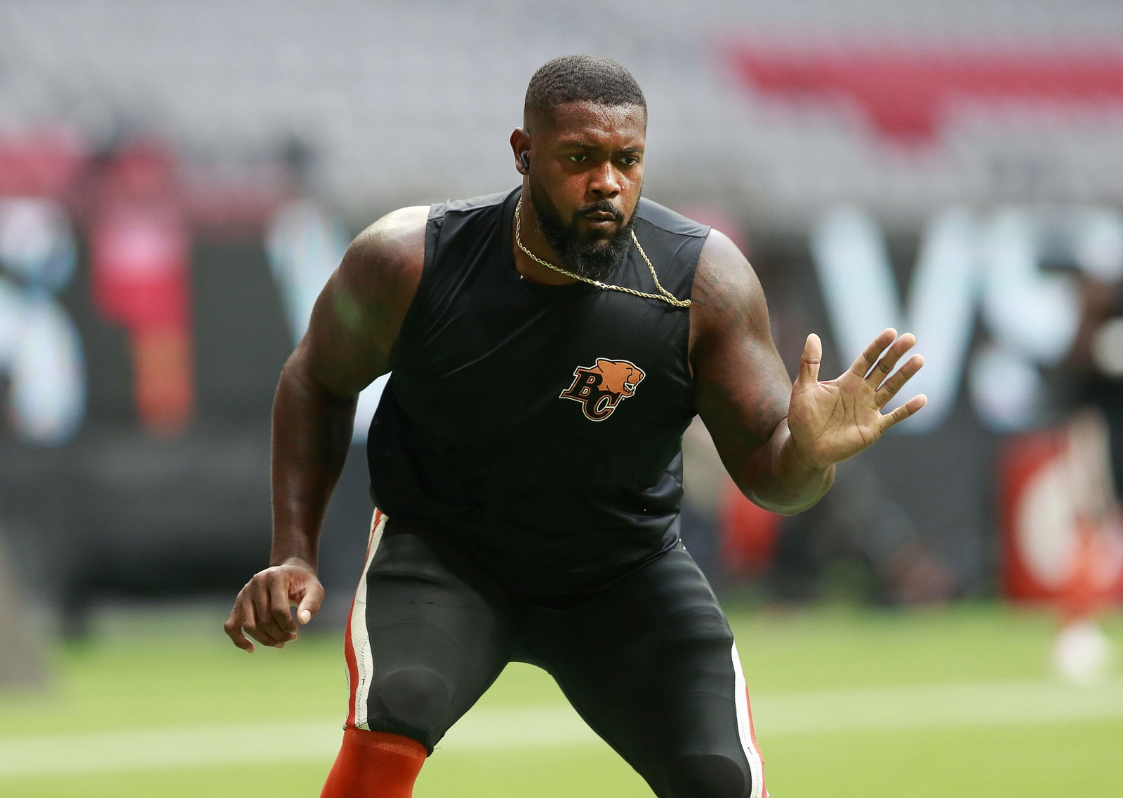 Perks of the job: Lions ink right tackle Kent Perkins to two-year ...