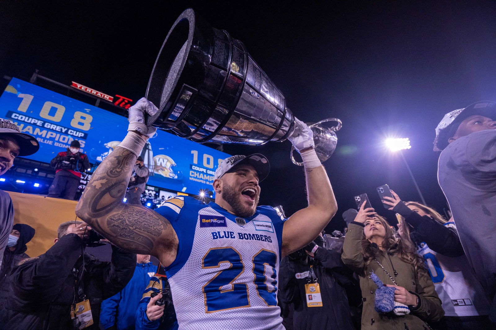 Bringing back Brady O: Blue Bombers sign Canadian RB Oliveira to contract extension - 3DownNation