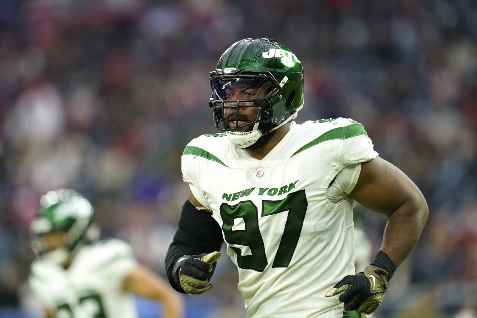 New York Jets re-sign Canadian defensive tackle Nathan Shepherd: report ...