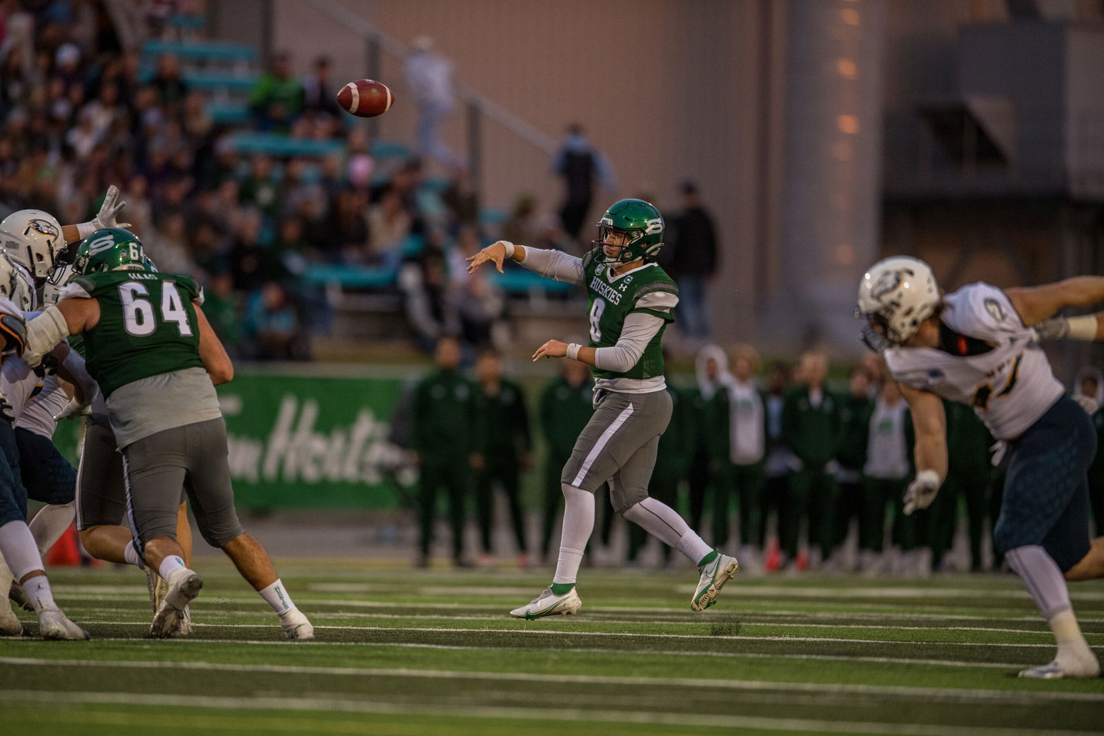 Star Saskatchewan Huskies quarterback Mason Nyhus highlights 2022 ...