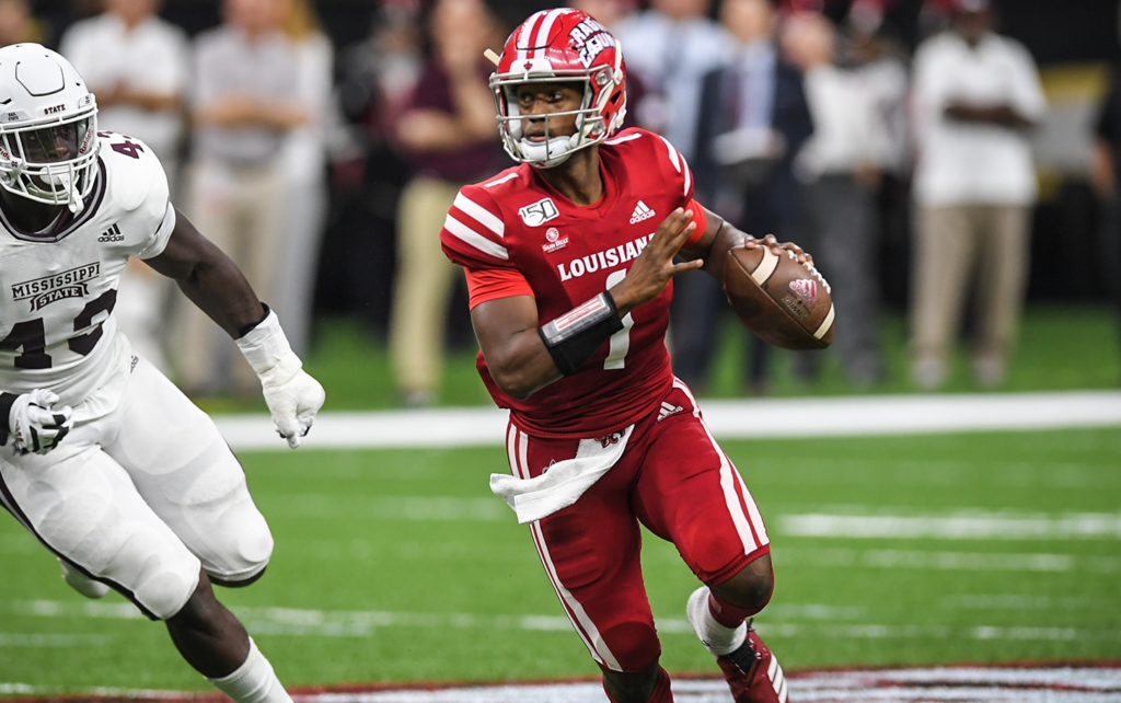 Saskatchewan Roughriders re-sign two, including quarterback Levi Lewis ...