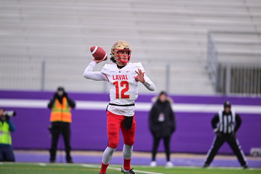 Laval Rouge et Or upset undefeated Western Mustangs in Mitchell Bowl ...