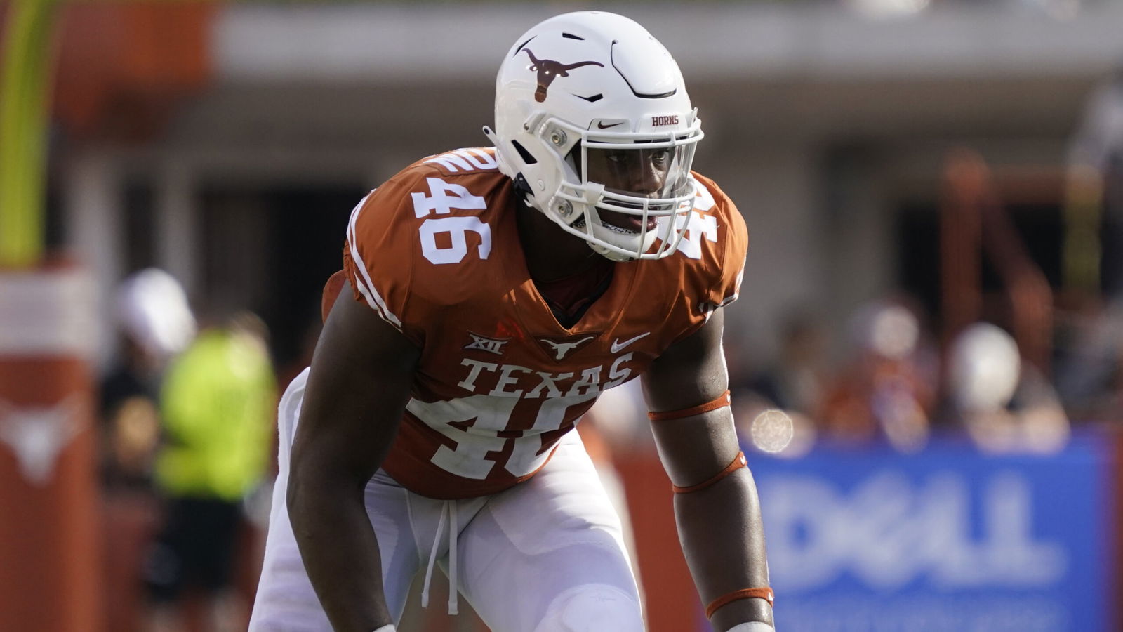 Calgary Stampeders sign standout Texas DL Ray Thornton, one other ...