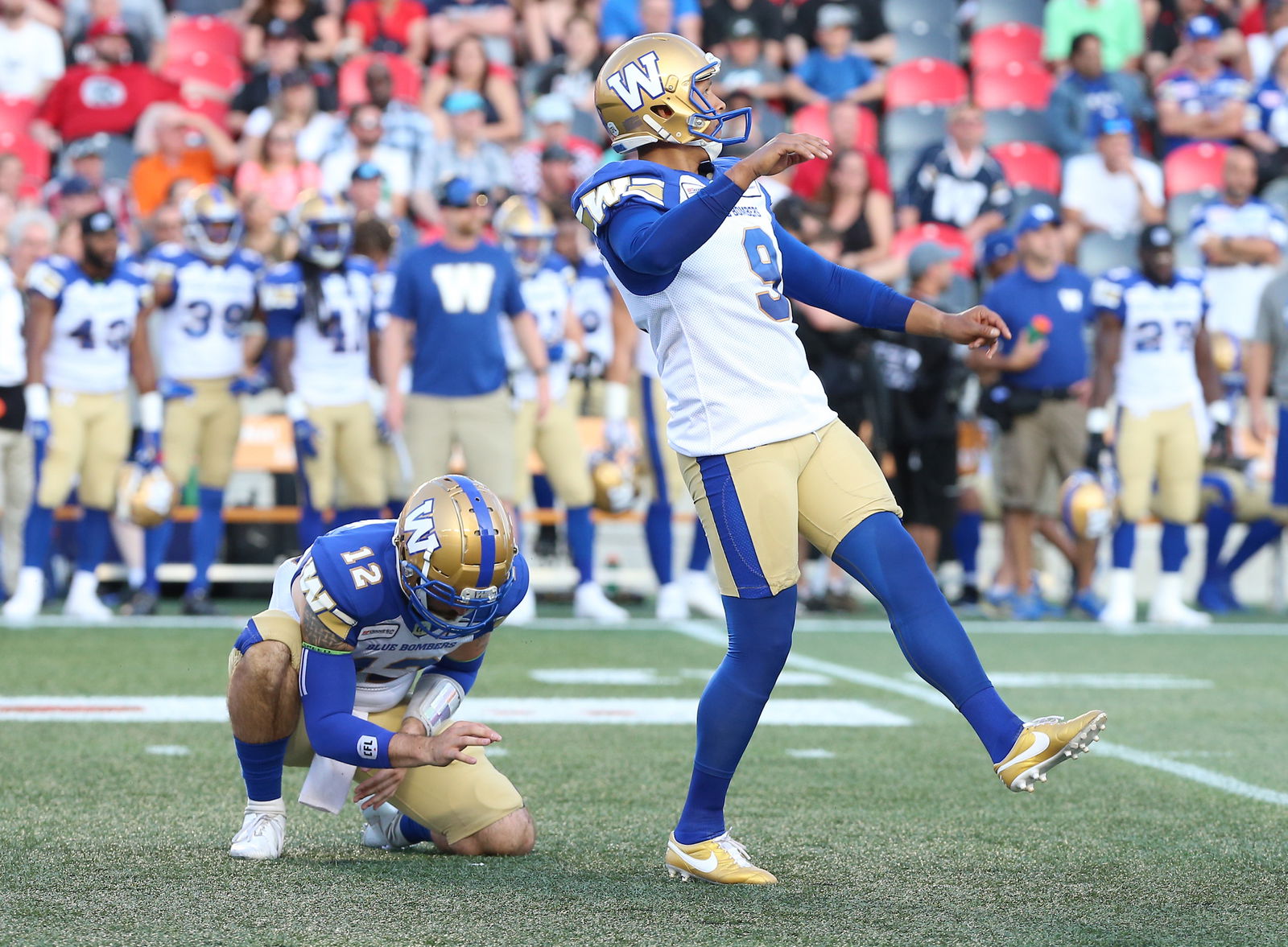 Winnipeg Blue Bombers to induct Justin Medlock into Hall of Fame ...