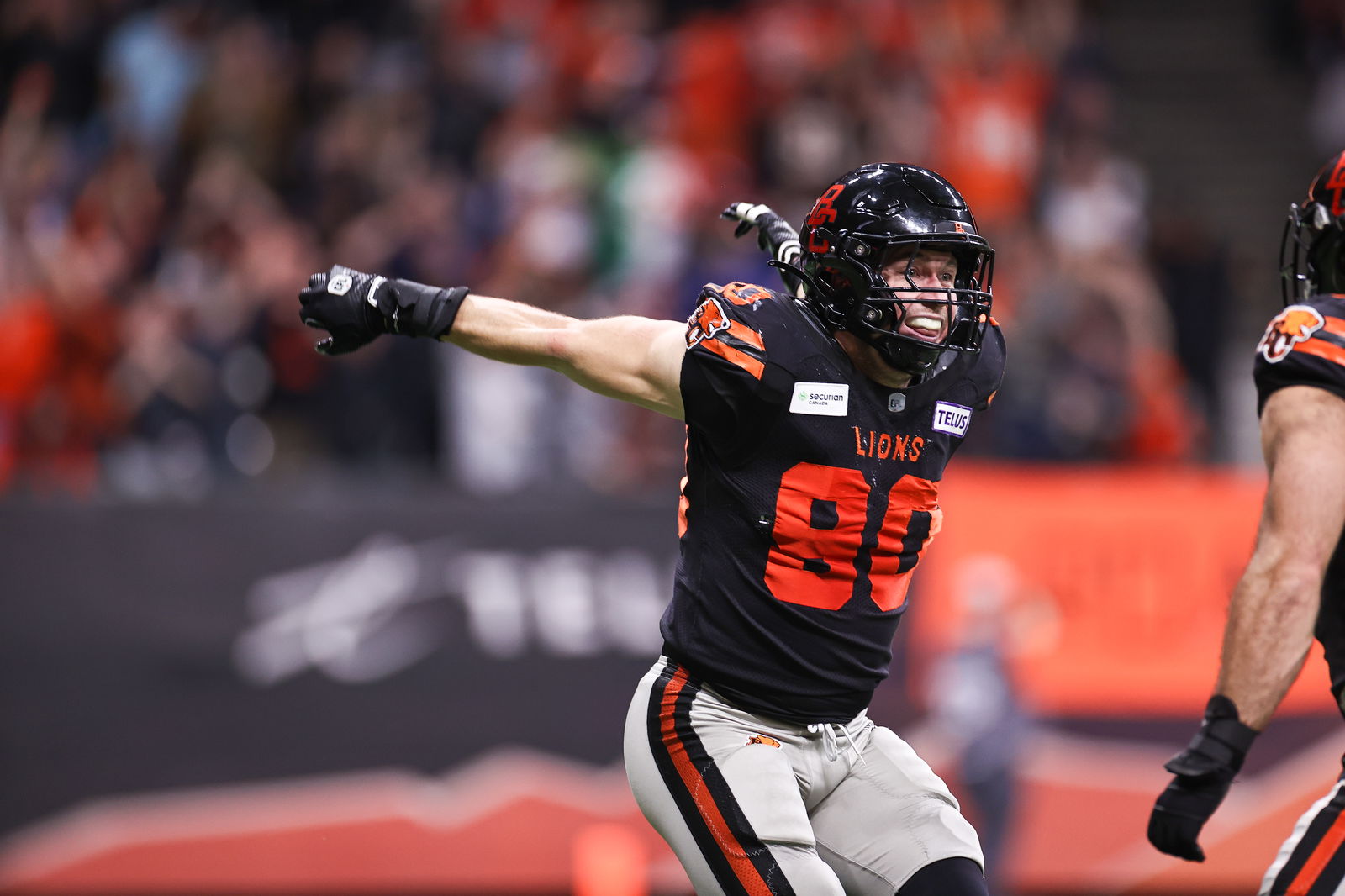 Buffalo Bills work out award-winning CFL DE Mathieu Betts - 3DownNation