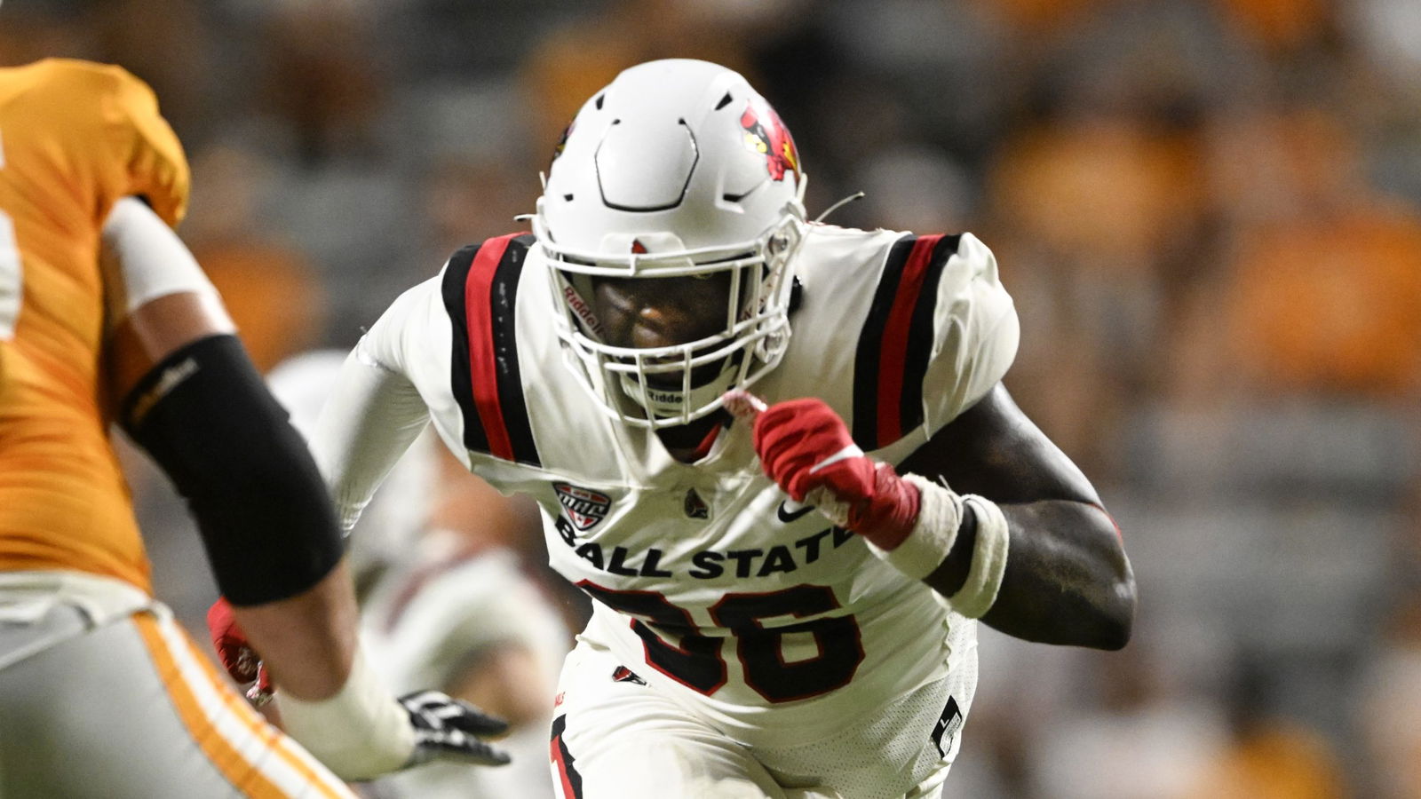 Saskatchewan Roughriders add Ball State standout Sidney Houston Jr ...