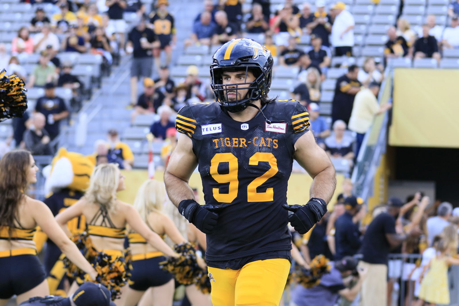 Montreal Carabins hire longtime CFL DL David Menard as defensive line ...