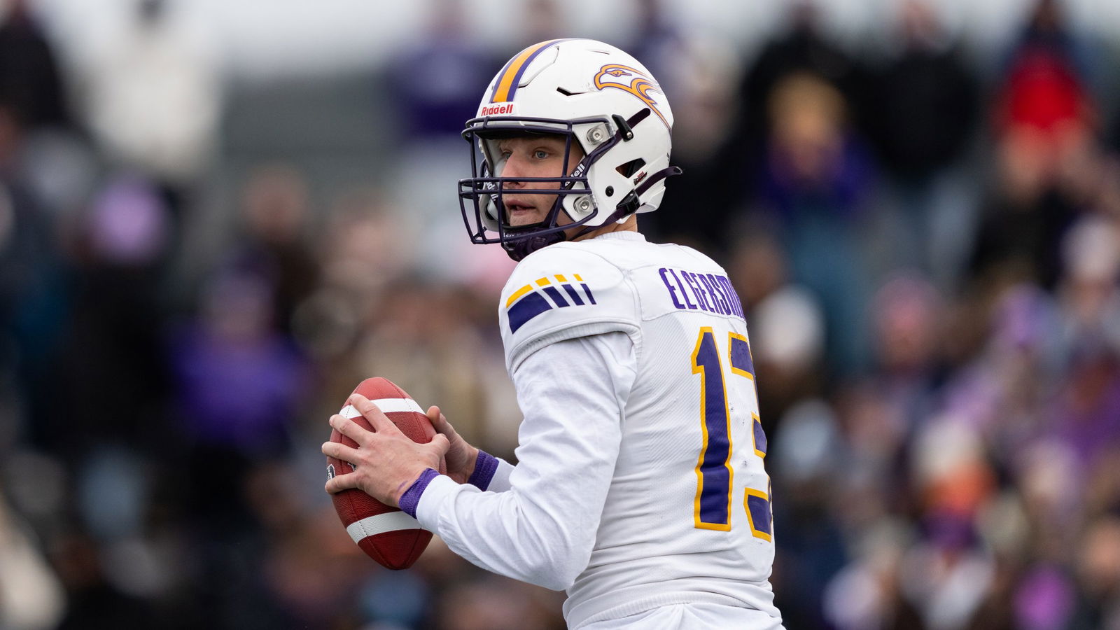 Landmark signing: Green Bay Packers sign Wilfrid Laurier QB Taylor ...