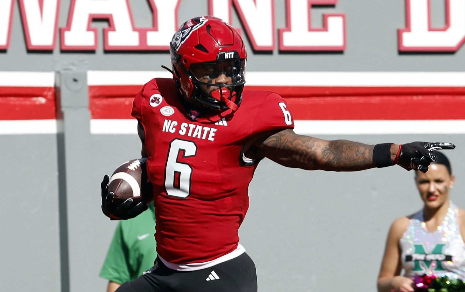 Saskatchewan Roughriders sign big-bodied RB Trent Pennix - 3DownNation