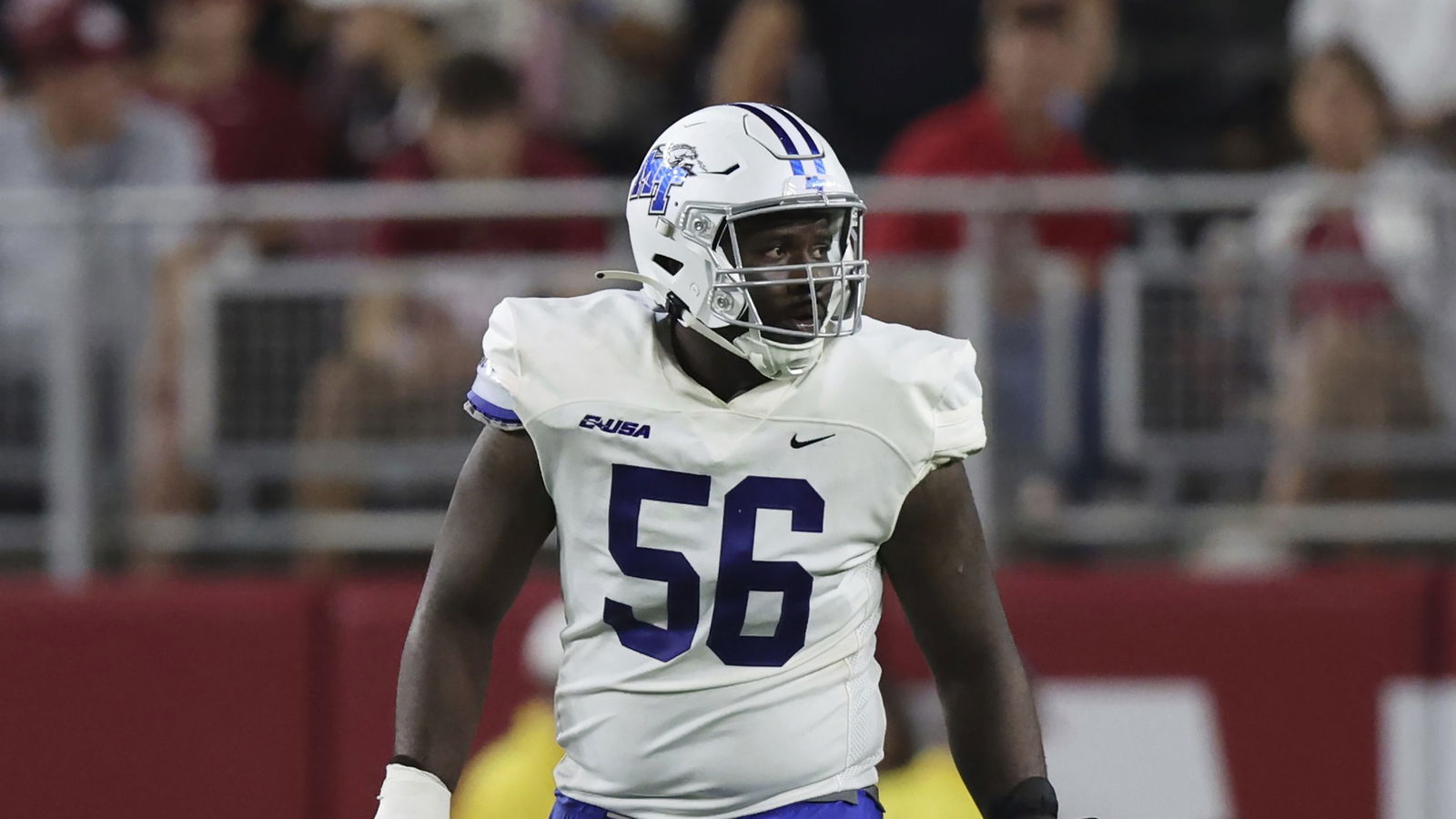 Edmonton Elks sign former MTSU OL Devin Hayes - 3DownNation