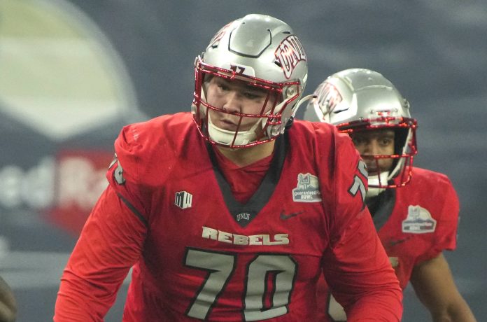 Canadian-born OL Tiger Shanks added to 2025 CFL Draft: sources ...