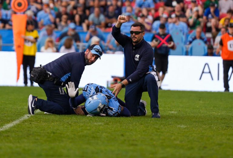 Argos' DB Kenneth George Jr. carted off with injury after illegal block ...