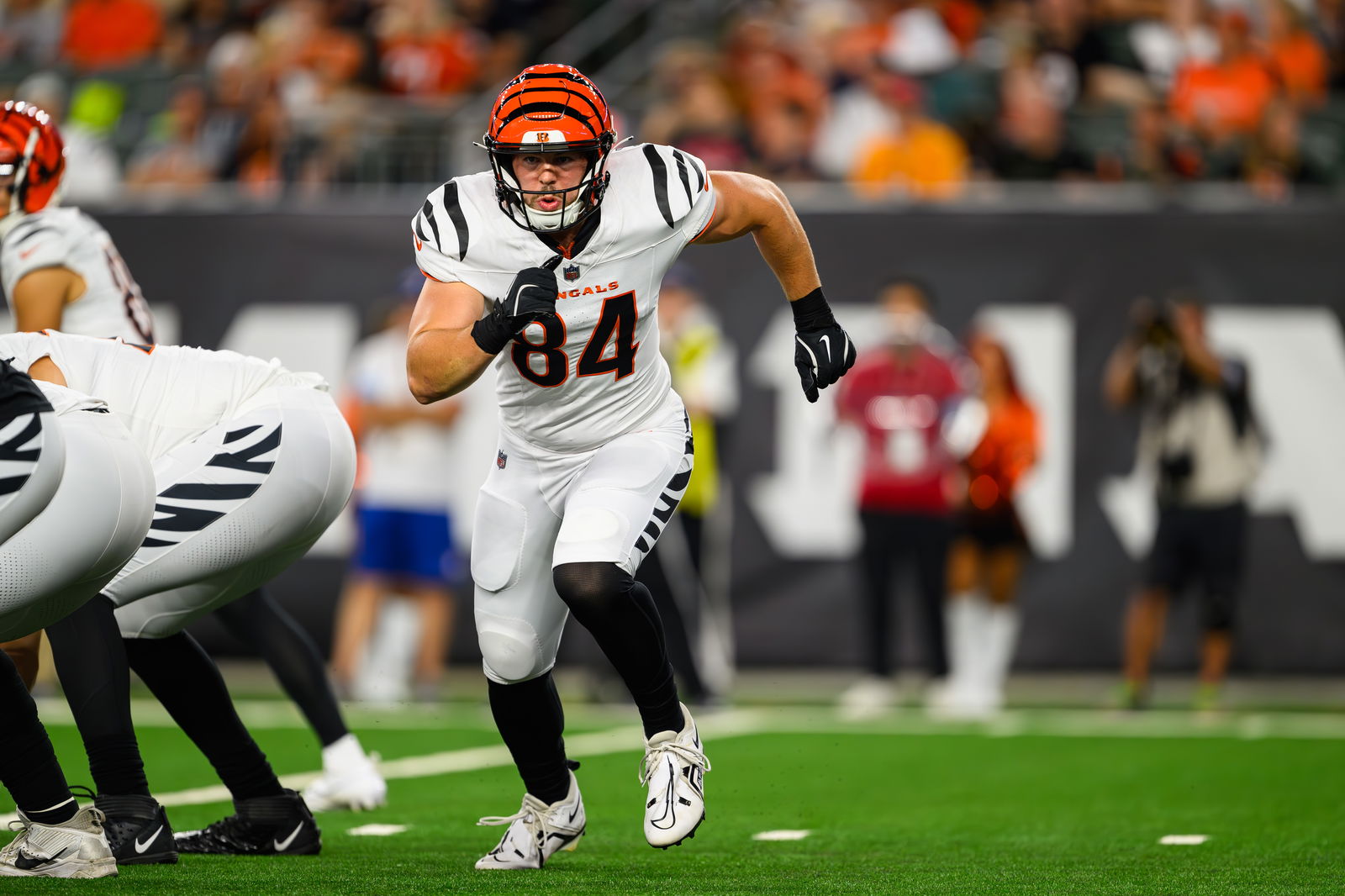 Los Angeles Chargers sign Canadian TE Tanner McLachlan to practice ...