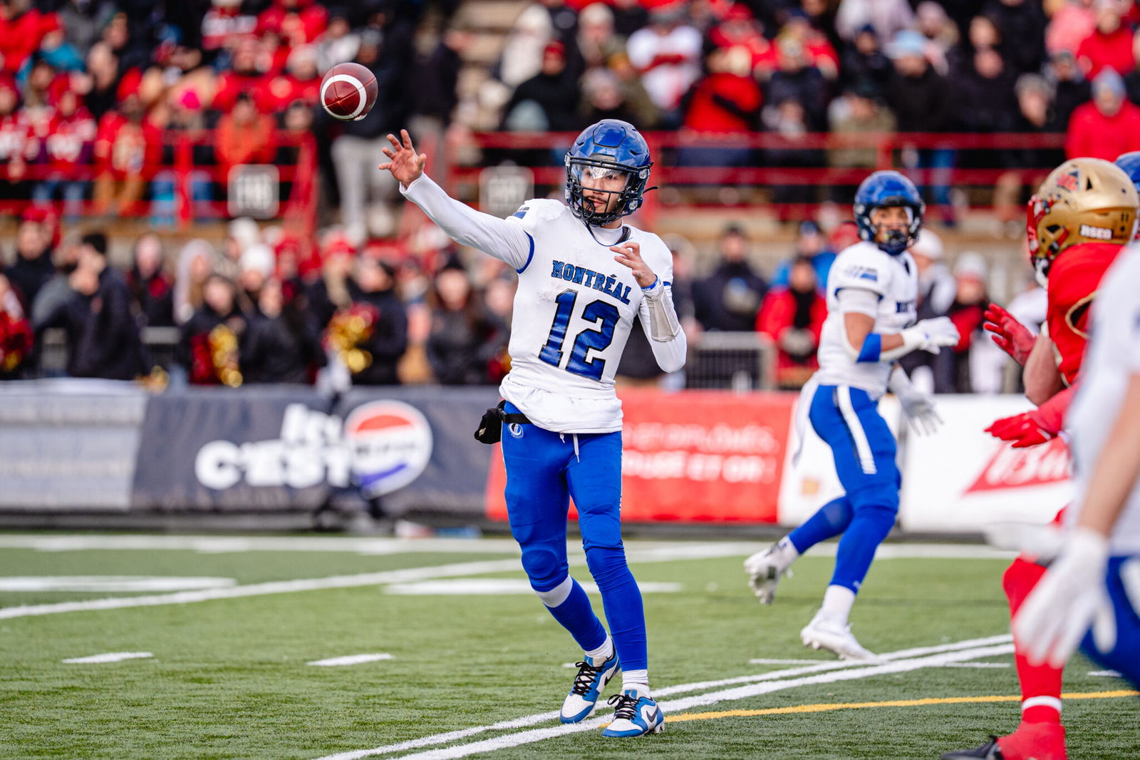 Mexican-Canadian QB Pepe Gonzalez produces sensational rookie RSEQ ...